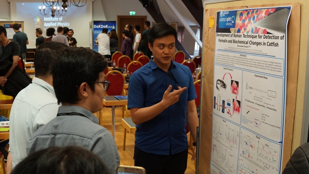 Abbe School of Photonics • DokDok 2021