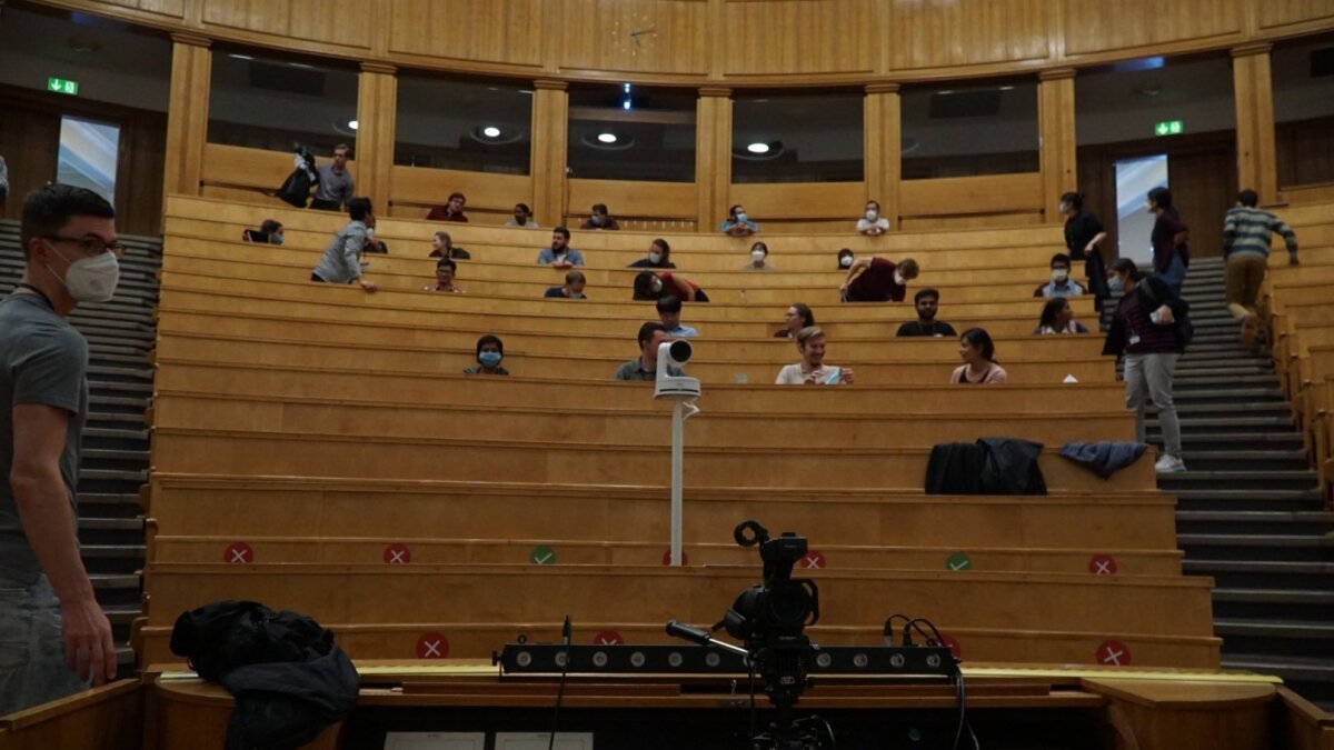 Abbe School of Photonics • DokDok 2021